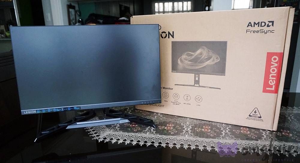 Lenovo Legion R24e Monitor – Unboxing & First Impressions | OMGLuie.com